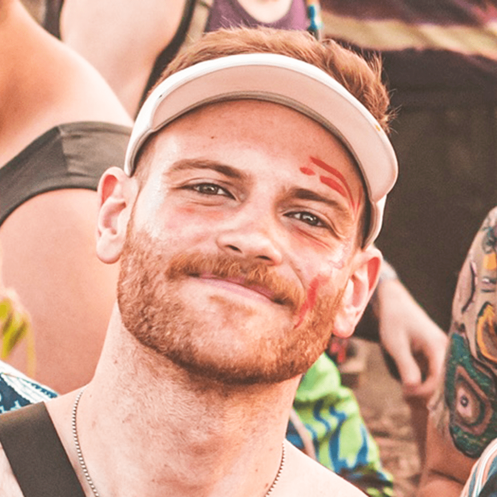 Luke Petruzzi Impresses With "Photographs" | Music Arena Gh