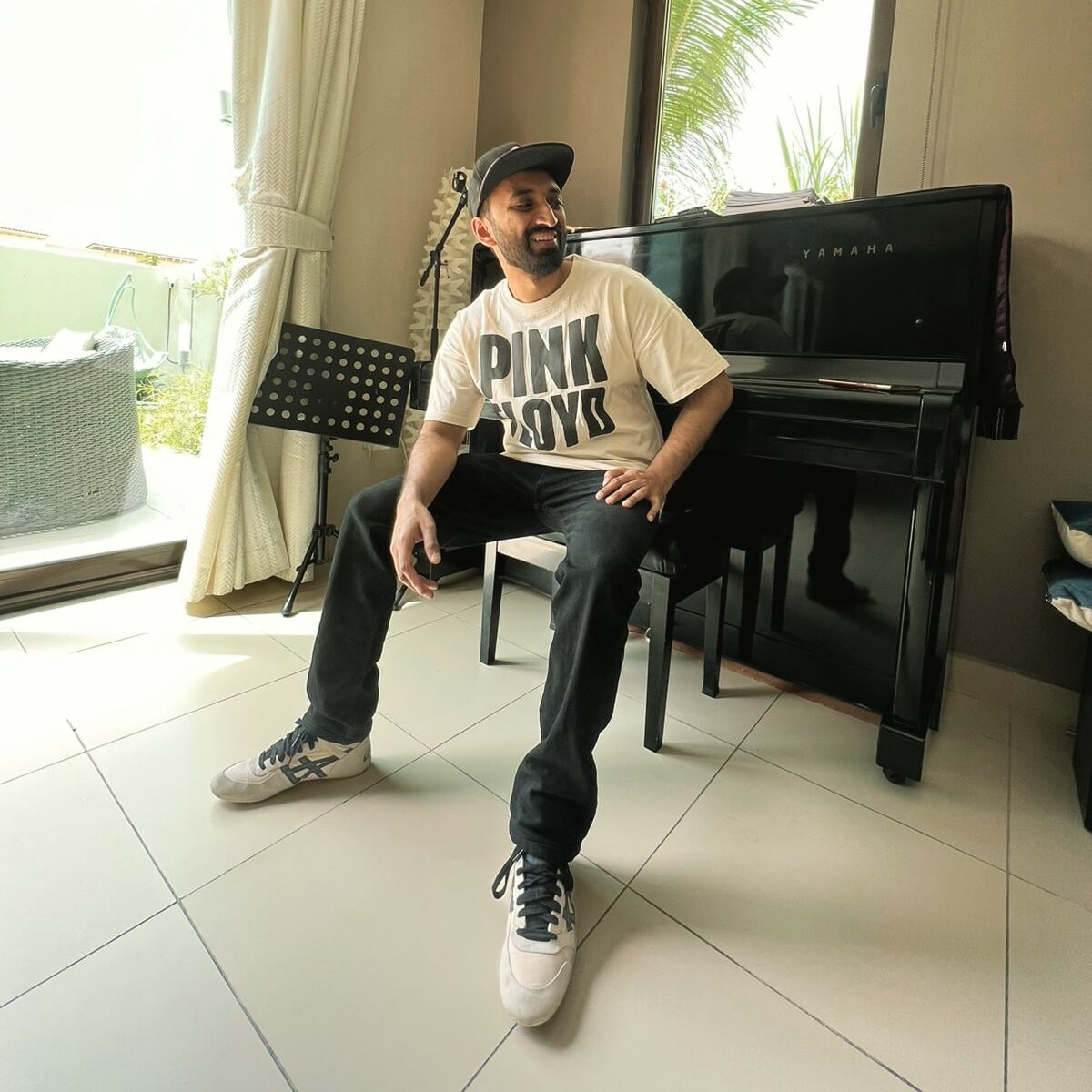 Jonathan Lobo Heartfelt Single "Red Balloon (Fly On)" | Music Arena Gh