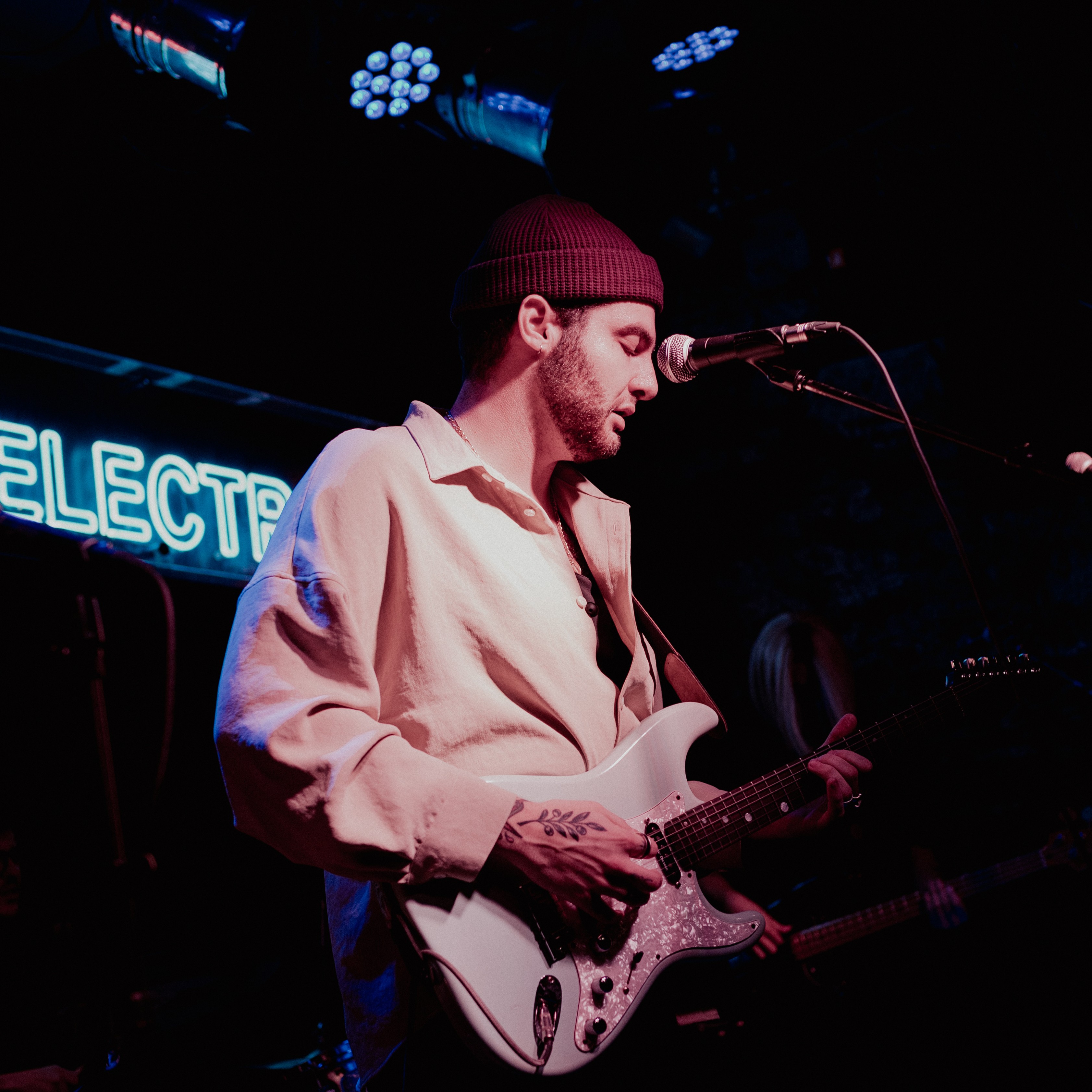 Aoun Unveils Heartfelt Journey in "Smoker’s Cough (Afterword)" | Music ...