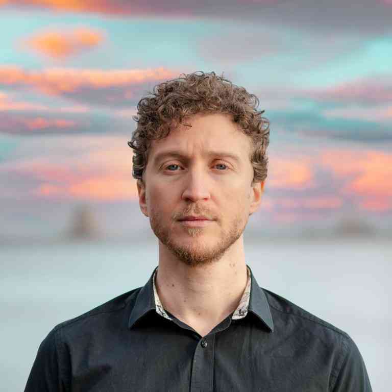 "Love Forever Good": Ed Geater's Synthesized Symphony | Music Arena Gh