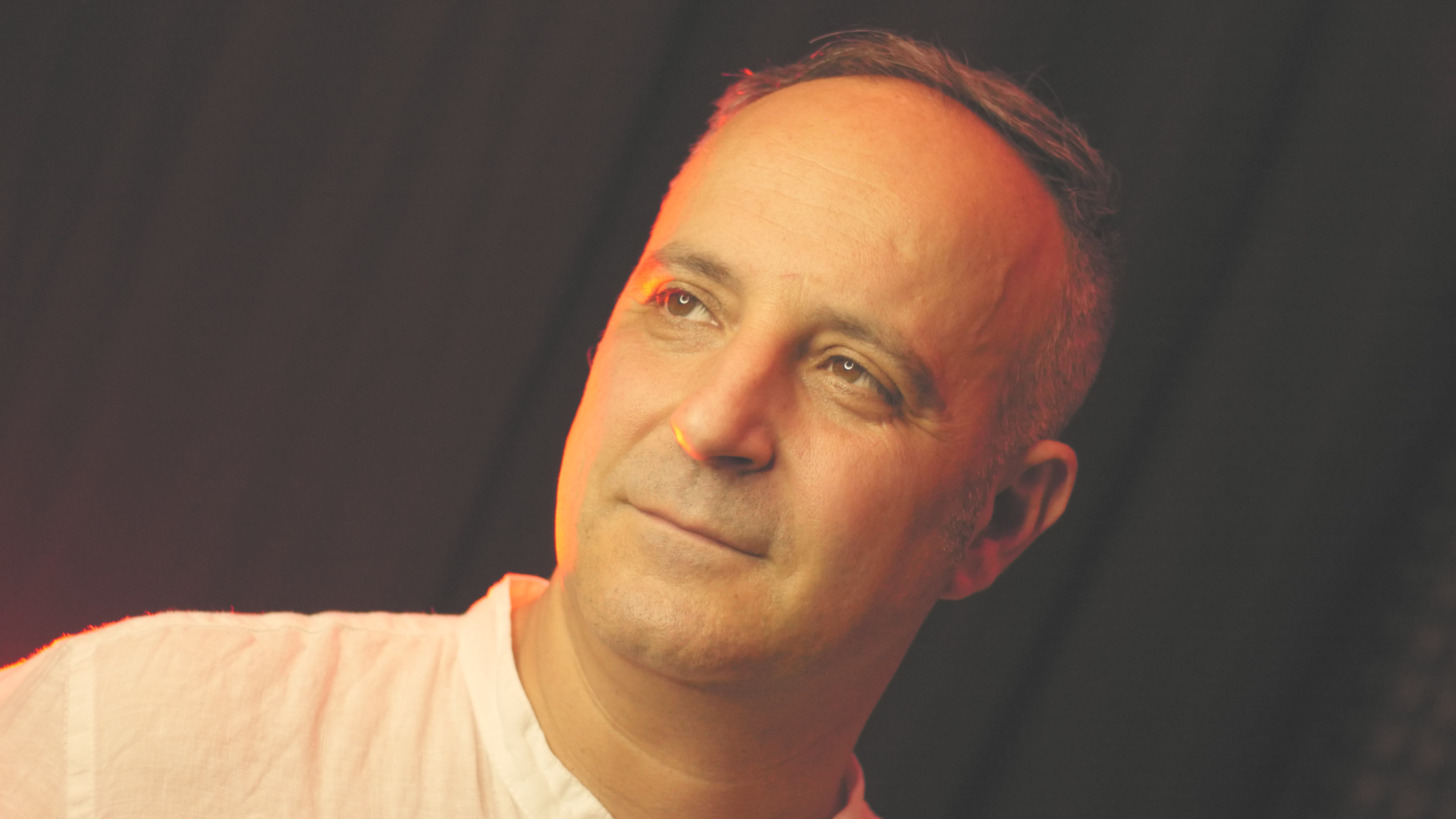 Massimo De Simone Blends Genres and Transcends Boundaries in 'Nel Tutto' | Music Arena Gh