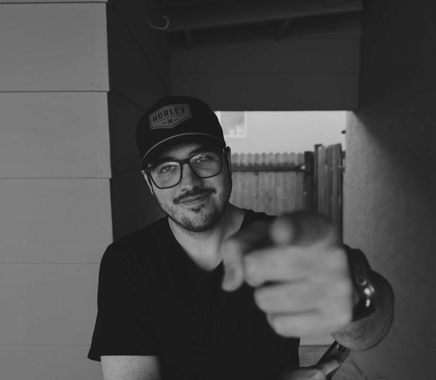 Connecting Hearts Across Distance – Thomas Roscoe’s “Sooner Than Later ...